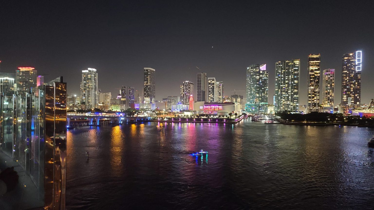 Miami é eleita cidade com um dos skylines mais bonitos dos EUA - AcheiUSA