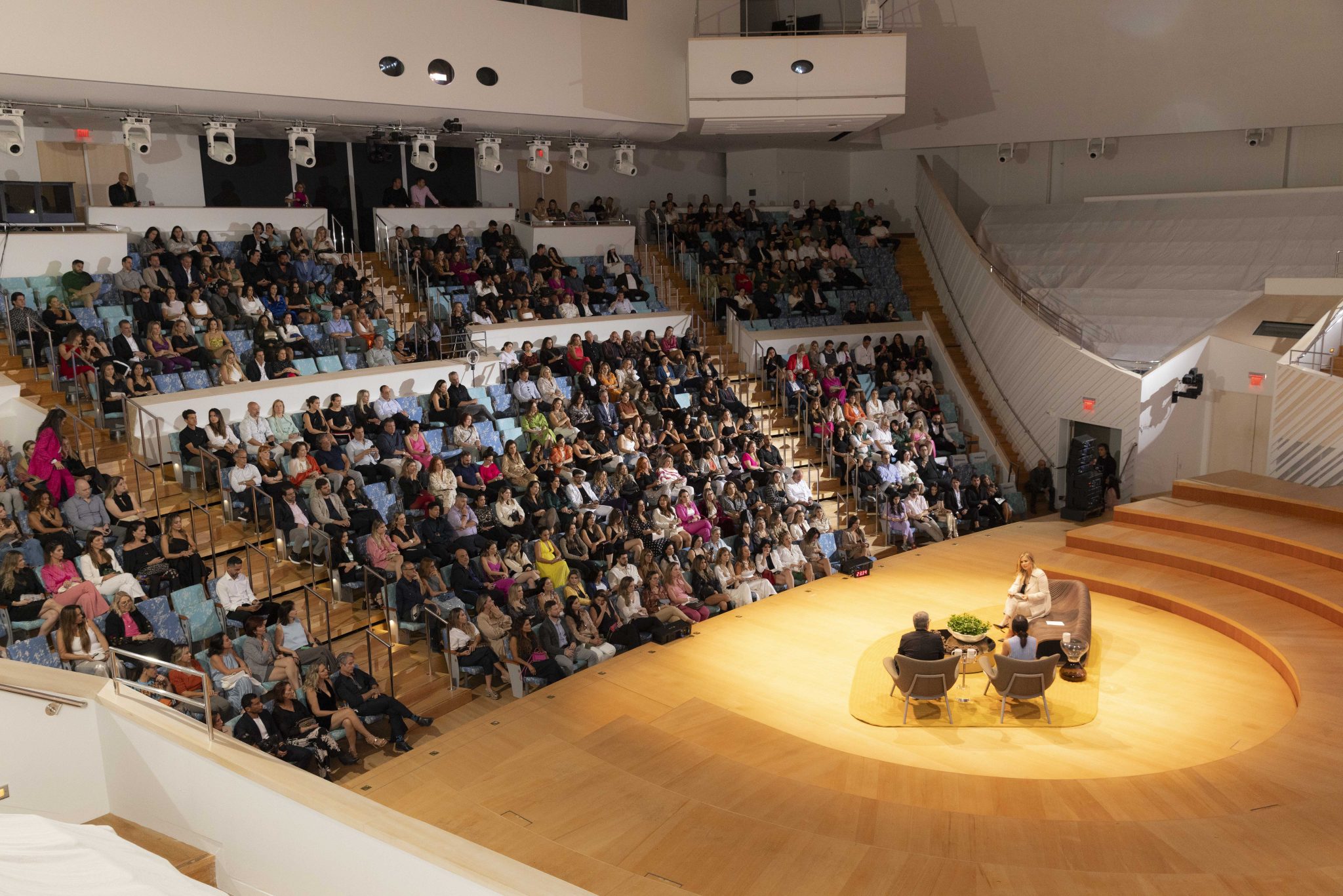 'Maris Raffa Experience' revela a jornada de sucesso de personalidades ...