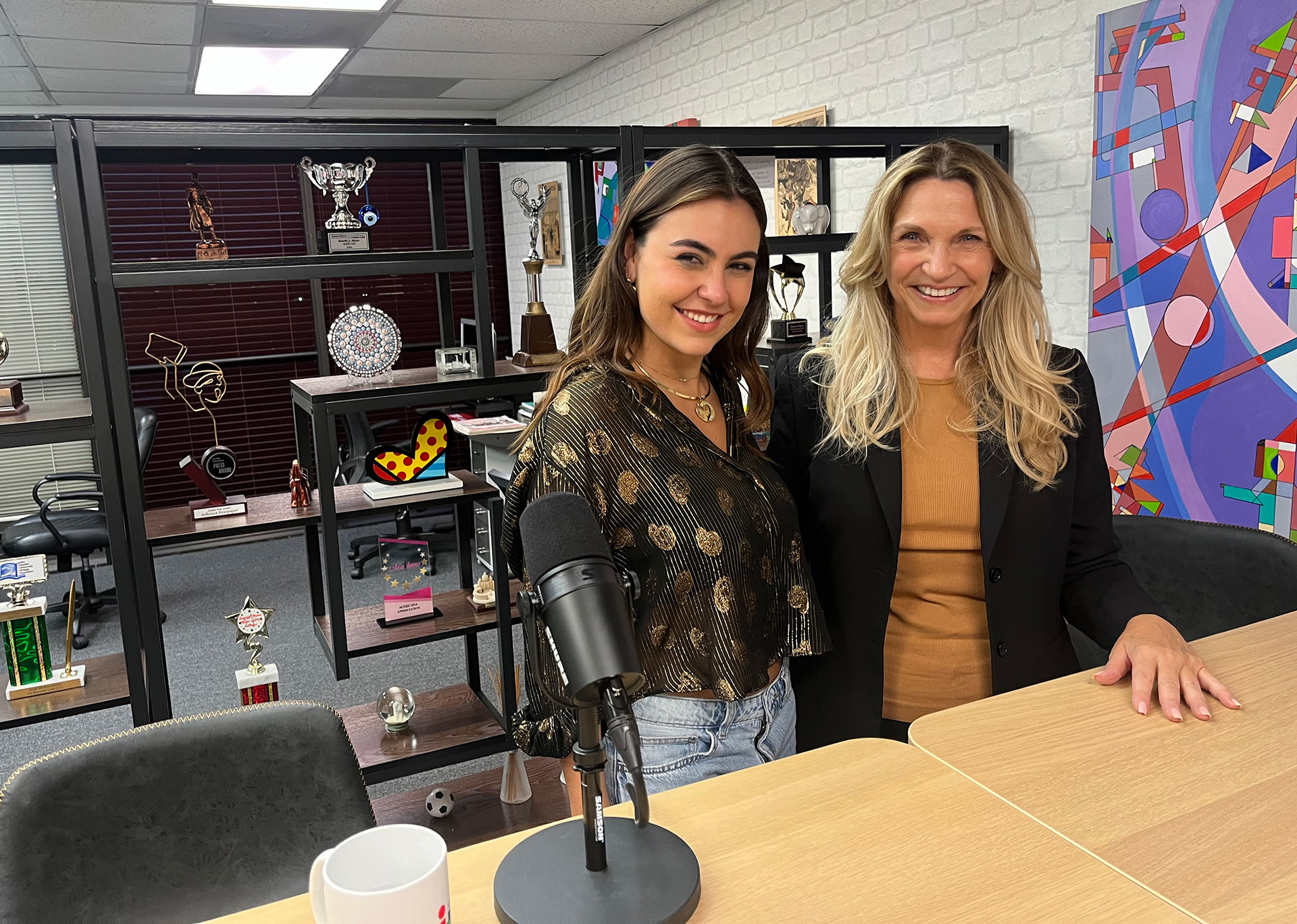 Luiza Prochet: Um talento do The Voice Kids Brasil em Miami - AcheiUSA