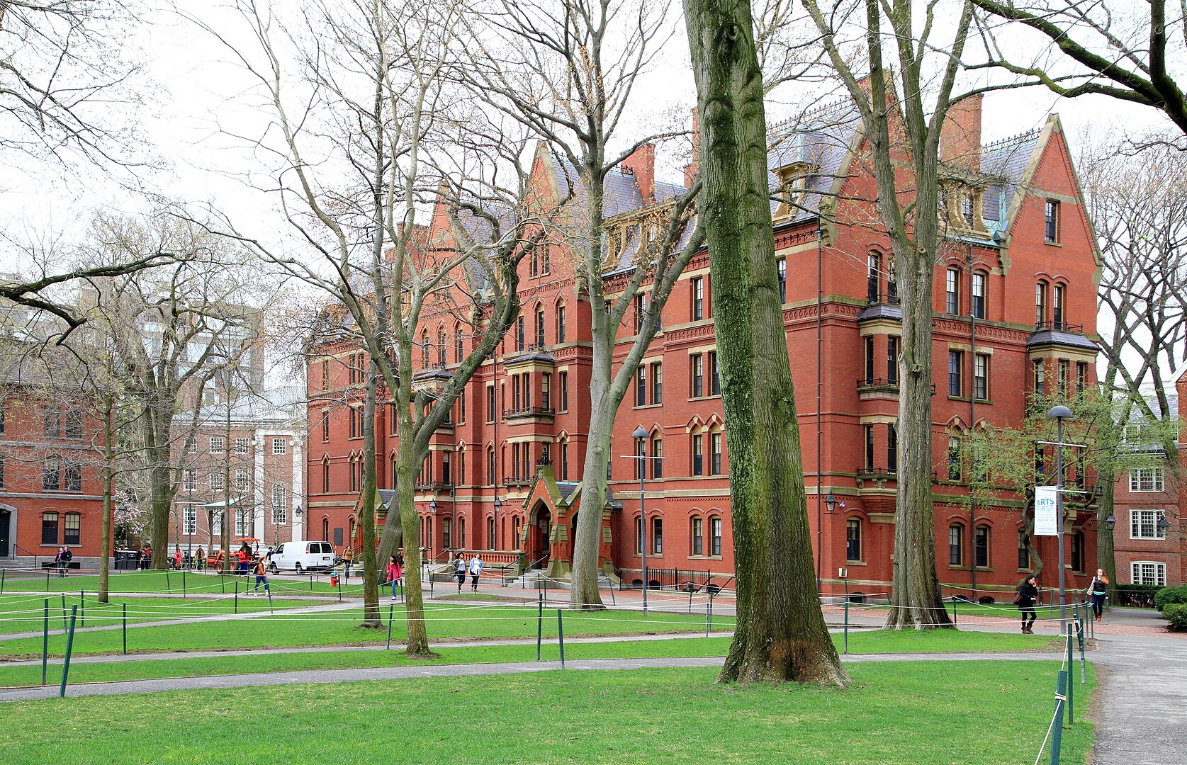 Harvard oferece mais de 100 cursos online gratuitos - AcheiUSA